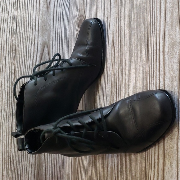 David Tate | Shoes | David Tate Modern 7 Black Low Heel Lace Up Boots ...